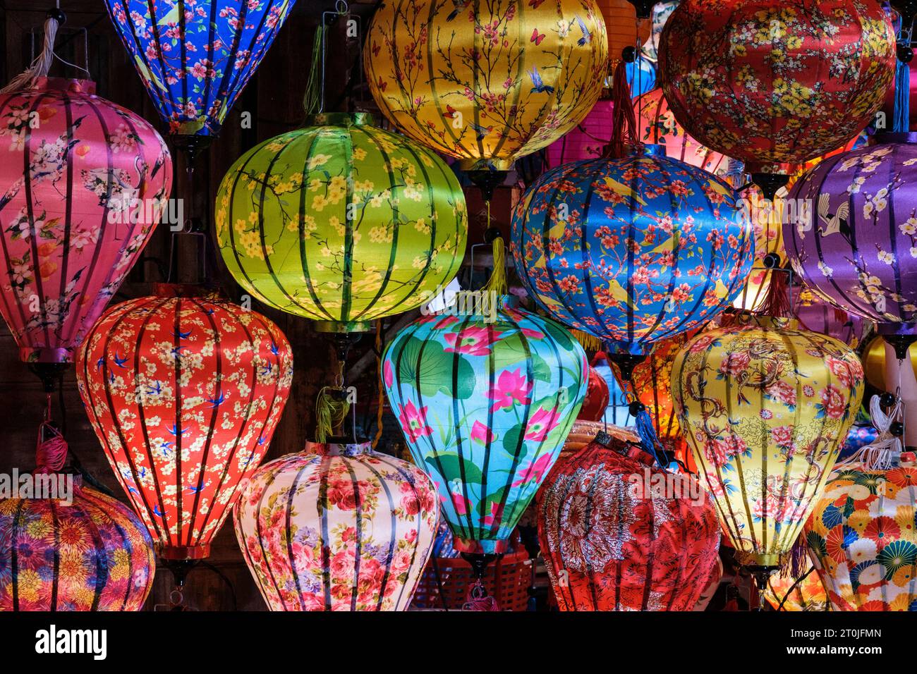 Vietnamese lanterns hi-res stock photography and images - Alamy