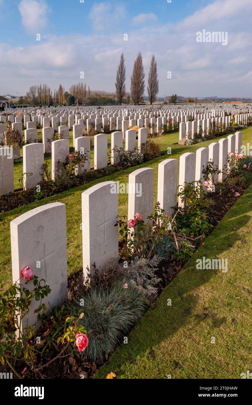 Graves first world war hi-res stock photography and images - Alamy