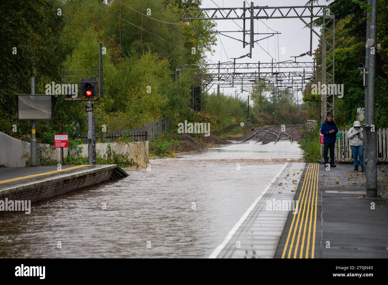 Glasgow, Scotland, UK. 07th October 2023, Glasgow, Flooding causes ...