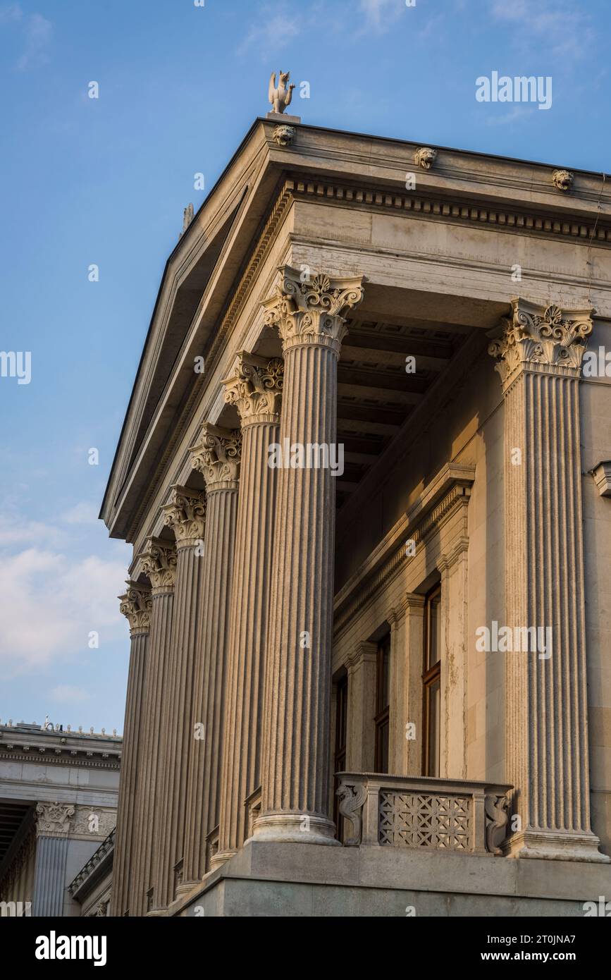 Neoclassic architecture in the Ringstrasse, the Vienna Ring Road ...