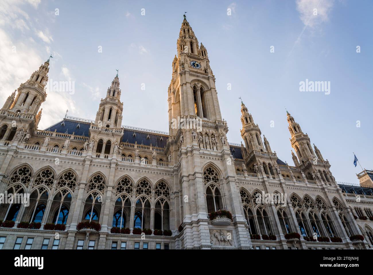 Vienna City Hall at Rathausplatz, Vienna, Austria Stock Photo - Alamy