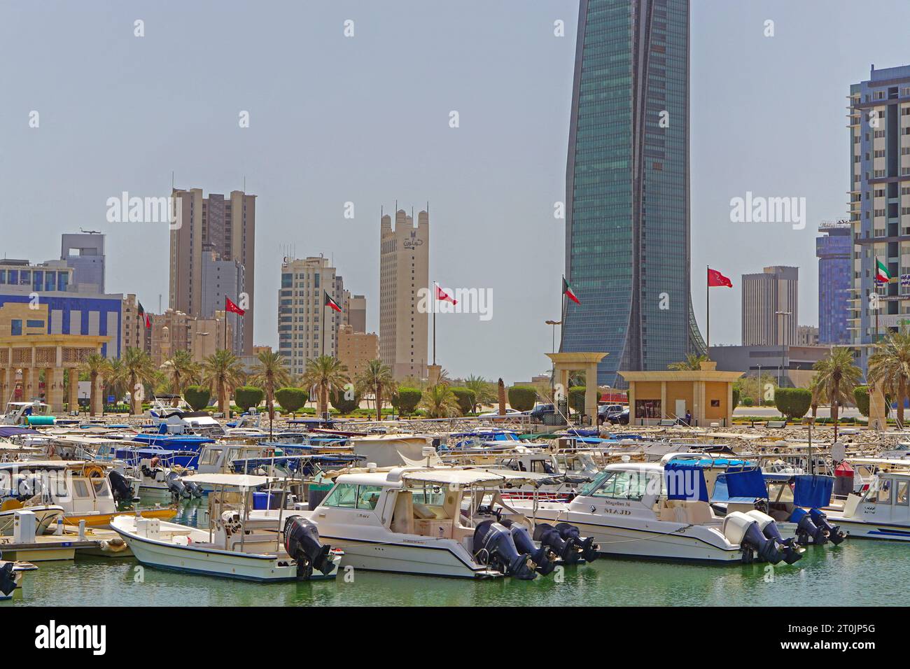 Kuwait marina boats hi-res stock photography and images - Alamy