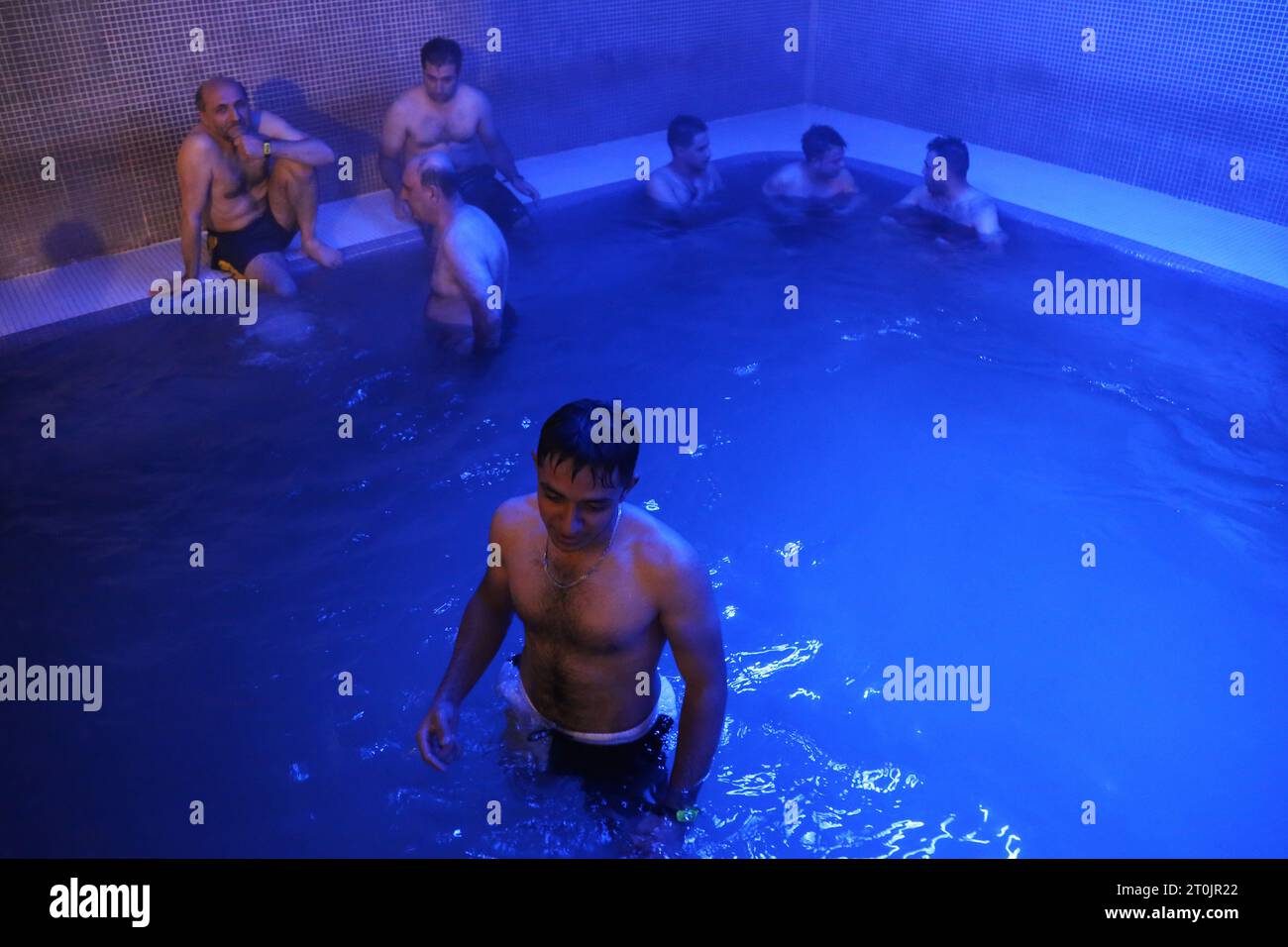 Sarein, Ardabil, Iran. 5th Oct, 2023. Iranian men at the Royal Park ...