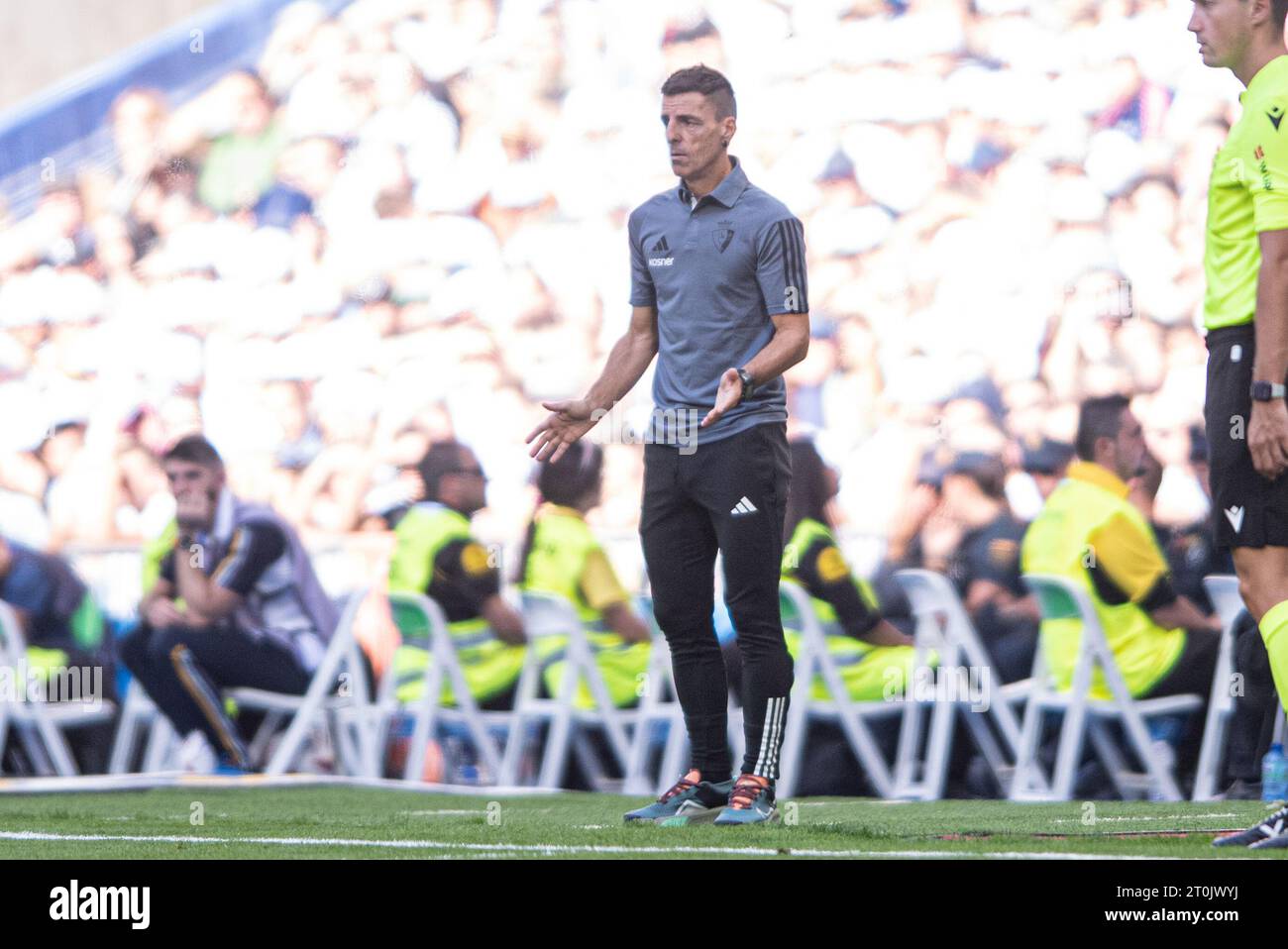 Real madrid assistant coach hi-res stock photography and images - Alamy