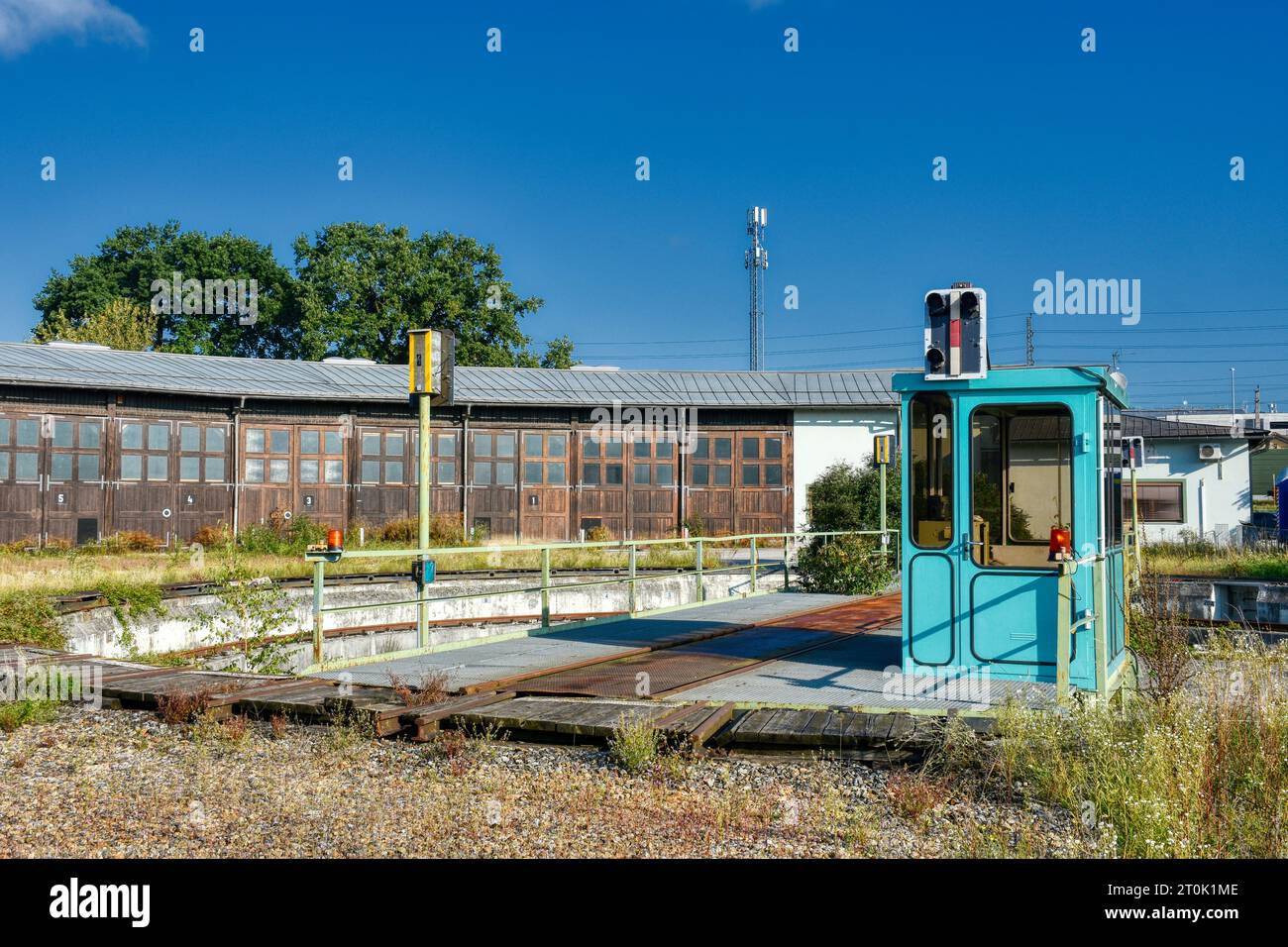 Lokschuppen, Ringlokschuppen, Drehscheibe, Rundschuppen, Ringschuppen, Bahnbetrieb, Kreissegment ...