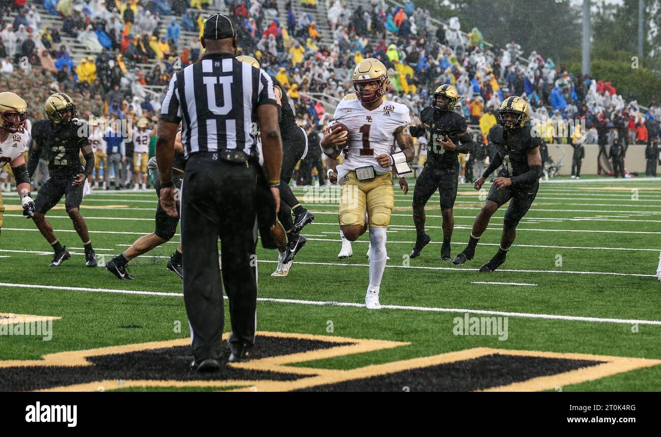 Piscataway, NJ, USA. 07th Oct, 2023. Boston College Eagles quarterback Thomas Castellanos (1 ...