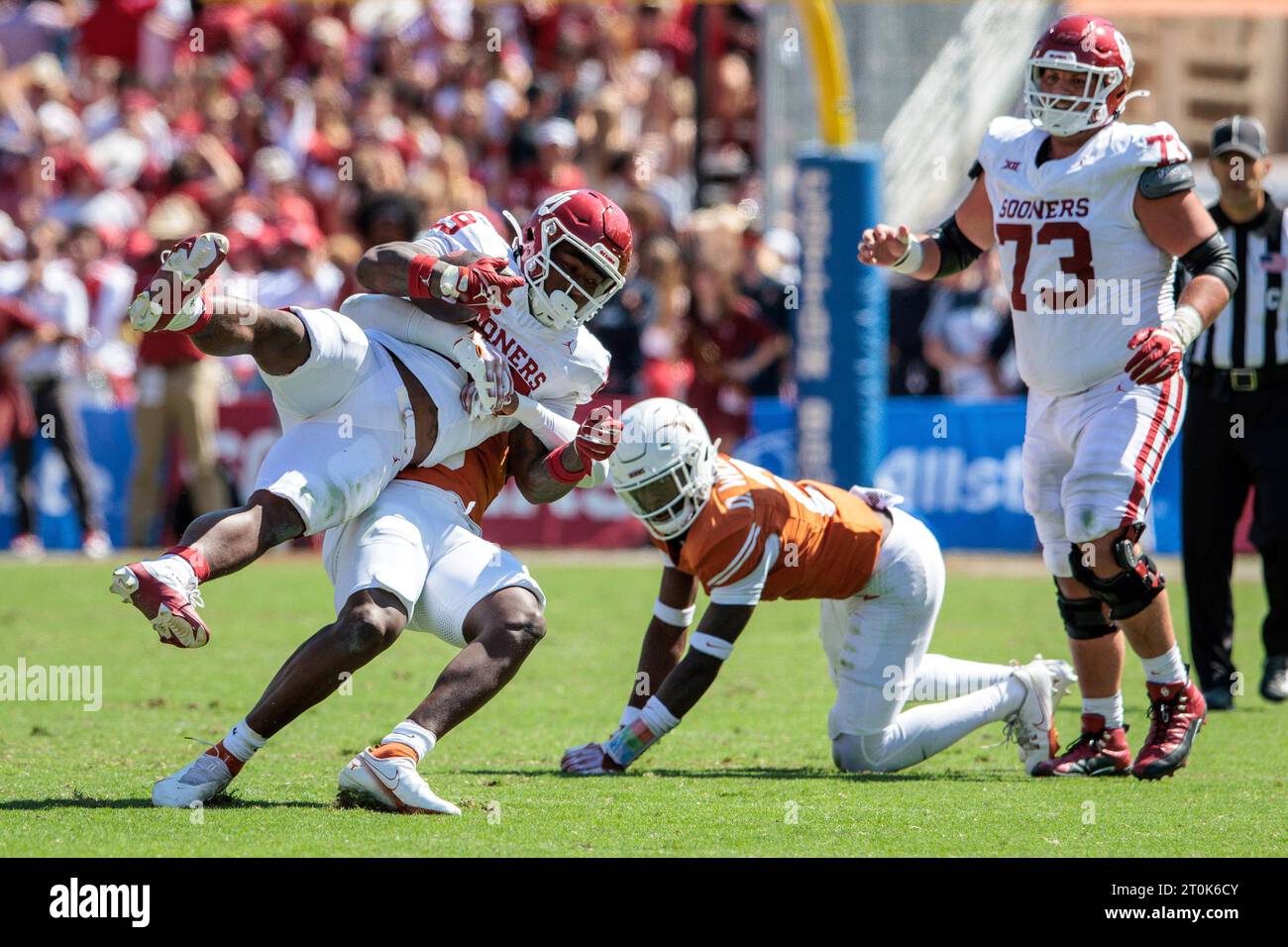 DALLAS, TX - OCTOBER 07: Oklahoma Sooners running back Tawee Walker (29 ...