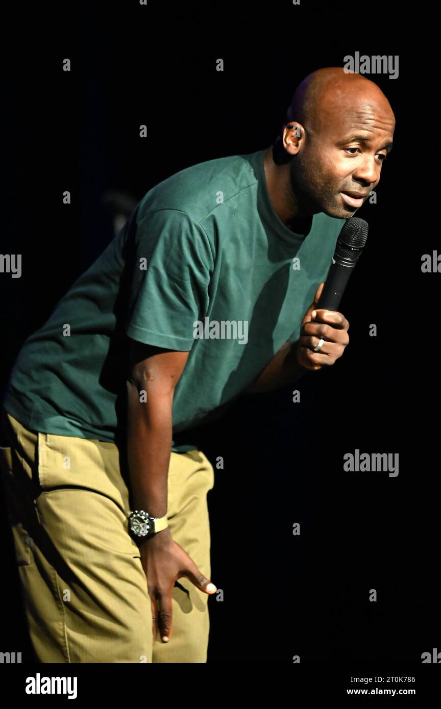 Dave Davis - LIFE IS LIVE am 28.09.2023 im Steinhof in Duisburg Dave ...