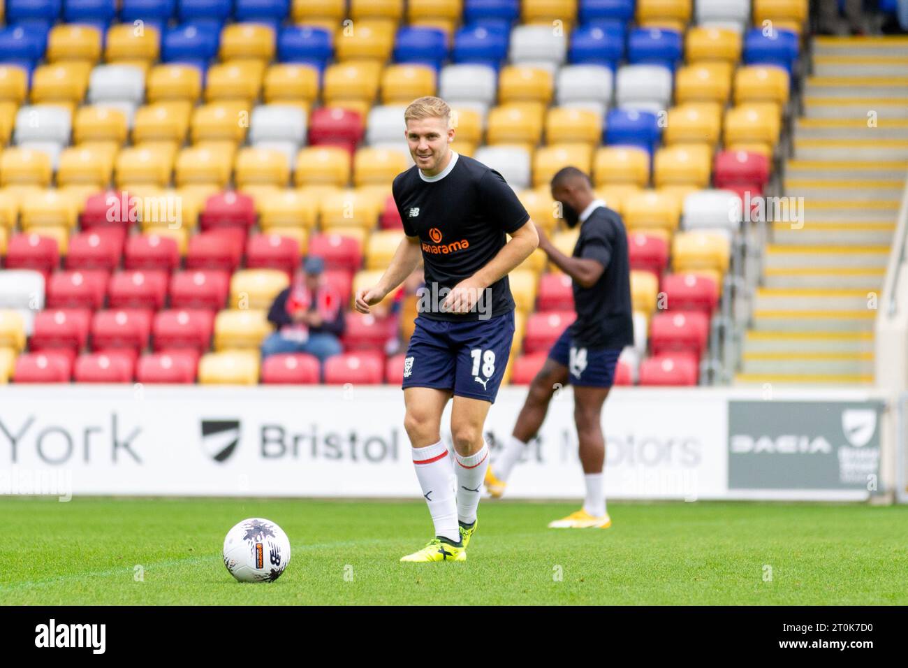 York, United Kingdom, 07 Oct 2023, Warm up before game- Daniel Batty ...