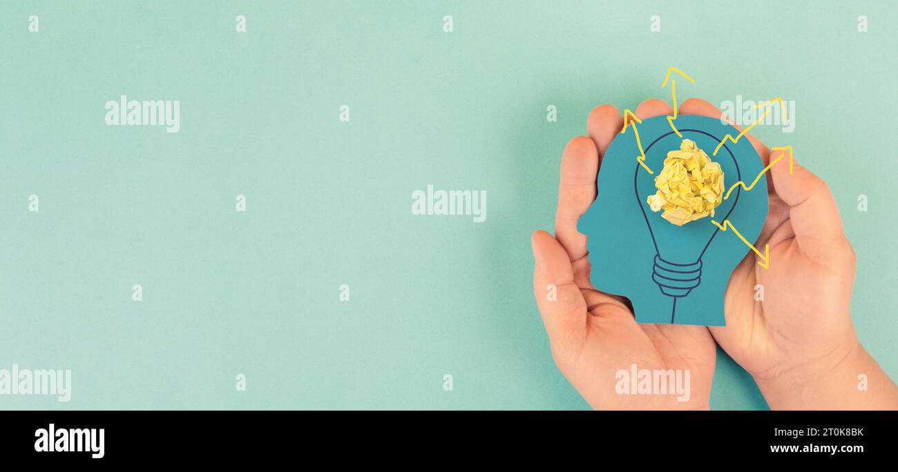 Brain with light bulb, colorful explosion, idea and vision concept ...