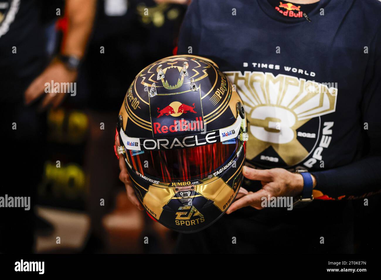 VERSTAPPEN Max (ned), Red Bull Racing RB19, portrait celebrates his 3rd ...