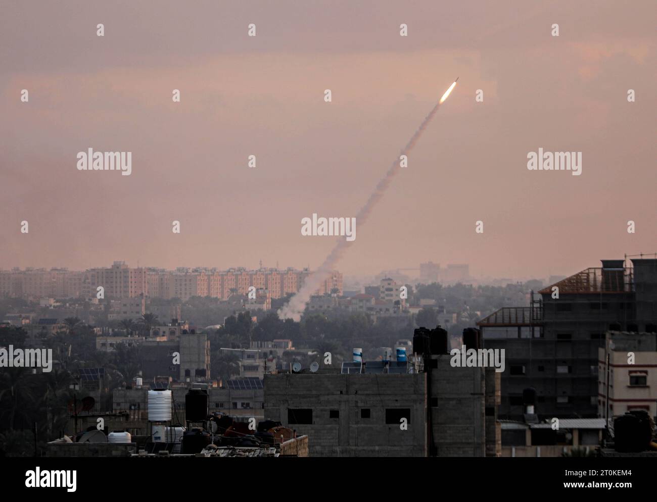 October 7, 2023: Gaza Strip, Palestine. 07 October 2023. Rockets are ...