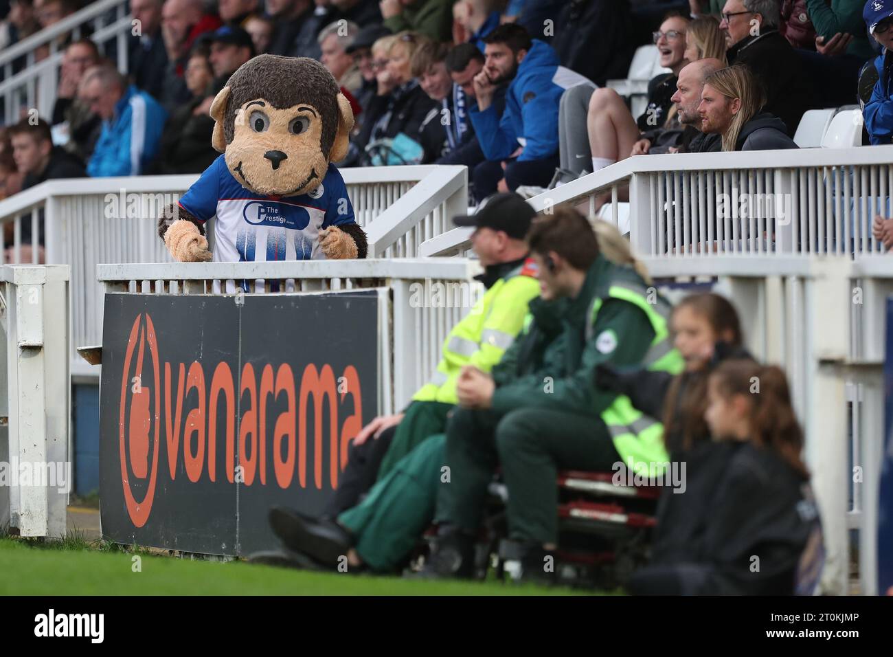Hartlepool united mascot hi-res stock photography and images - Alamy