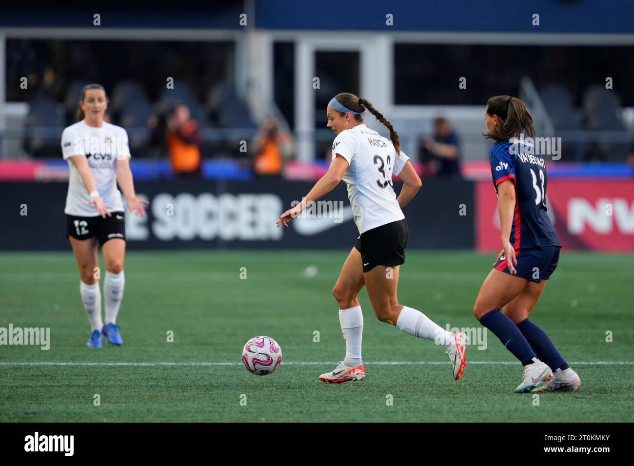 Washington Spirit forward Ashley Hatch moves the ball against OL Reign ...