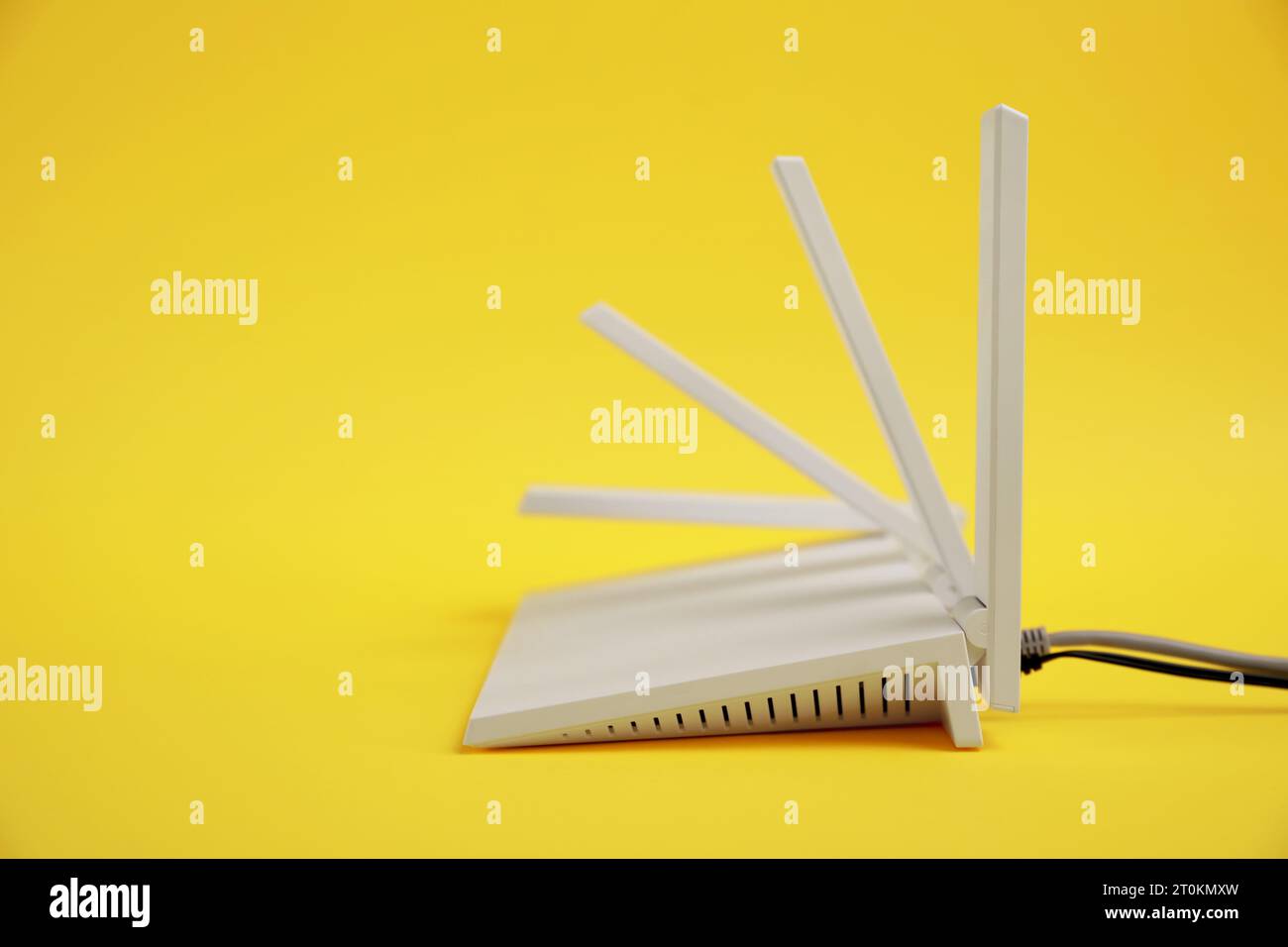 Cable modem text hi-res stock photography and images - Alamy