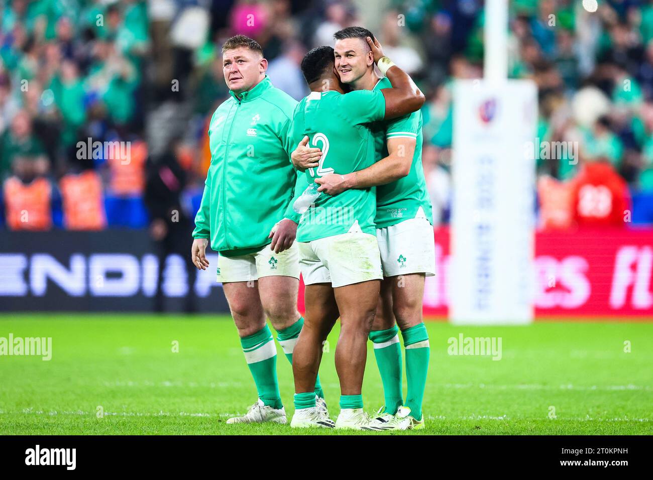 Bundee Aki #12 of Ireland and Johnny Sexton #10 of Ireland celebrate ...