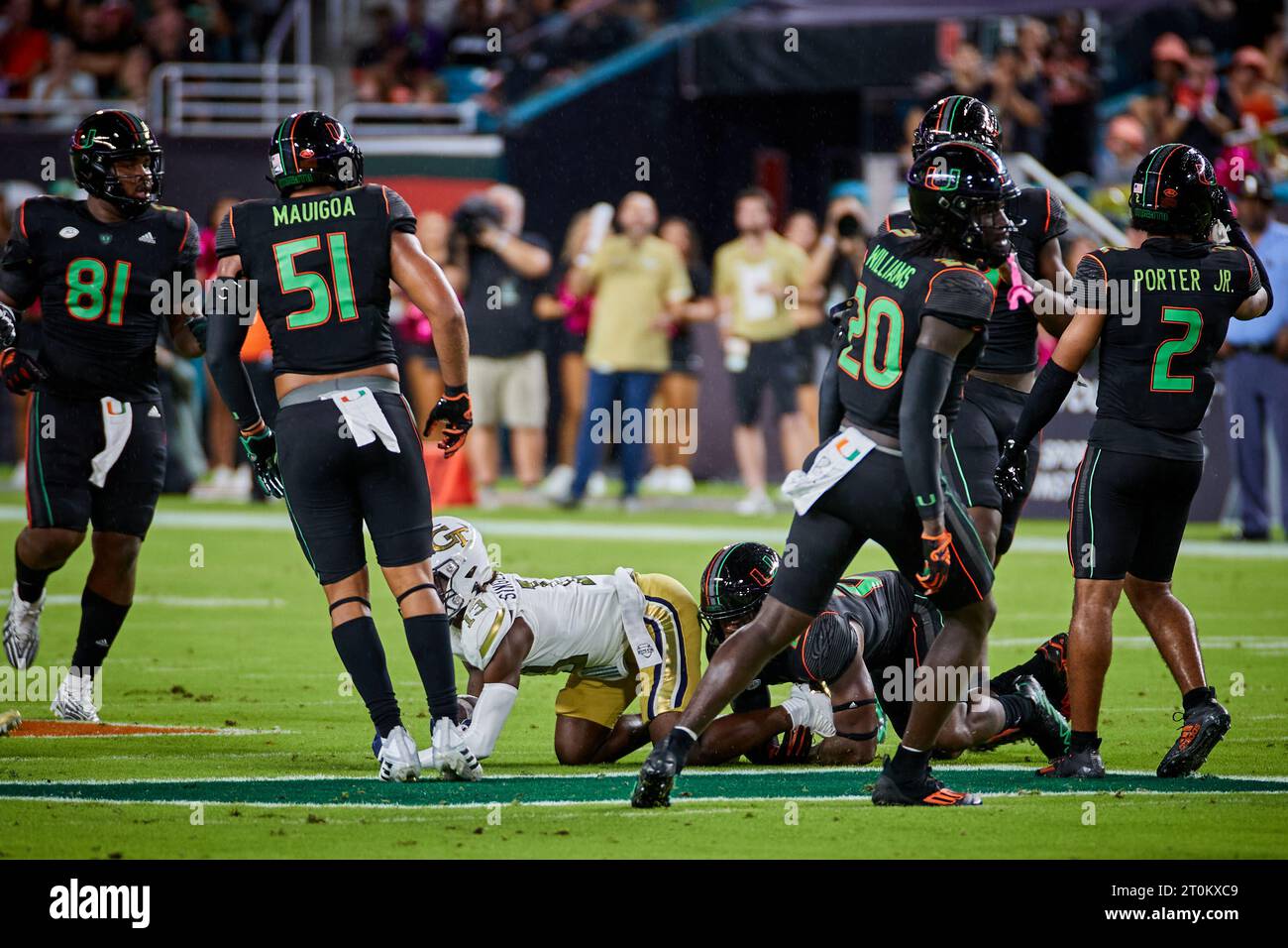 Paul tyler hi-res stock photography and images - Alamy