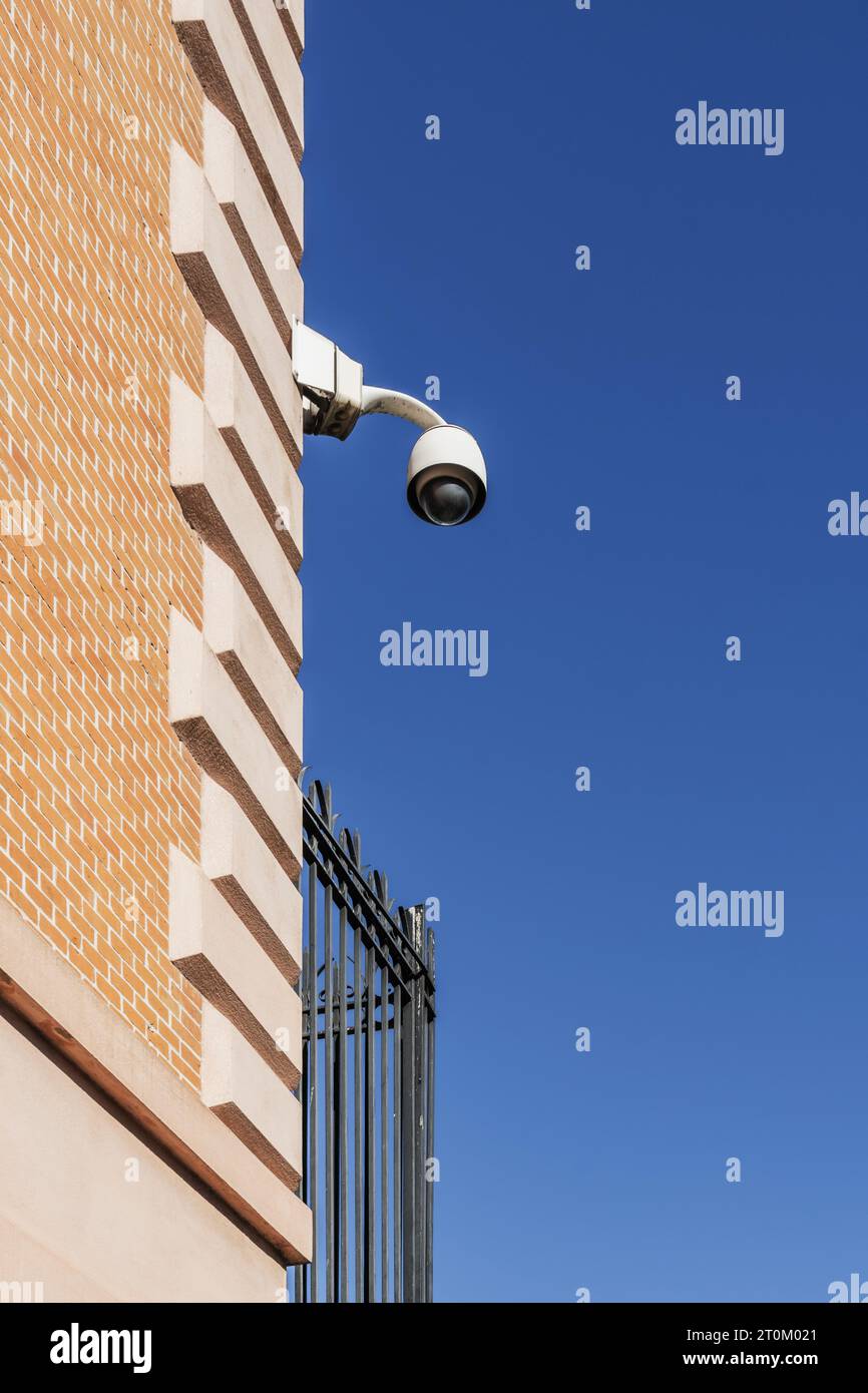 Monitoring blocks hi-res stock photography and images - Alamy