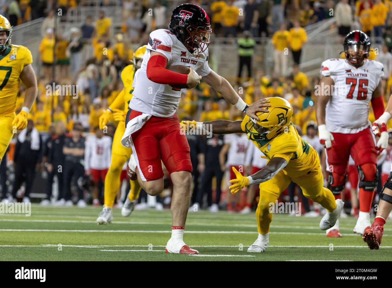 WACO, TX - OCTOBER 07: Texas Tech Red Raiders quarterback Behren Morton ...