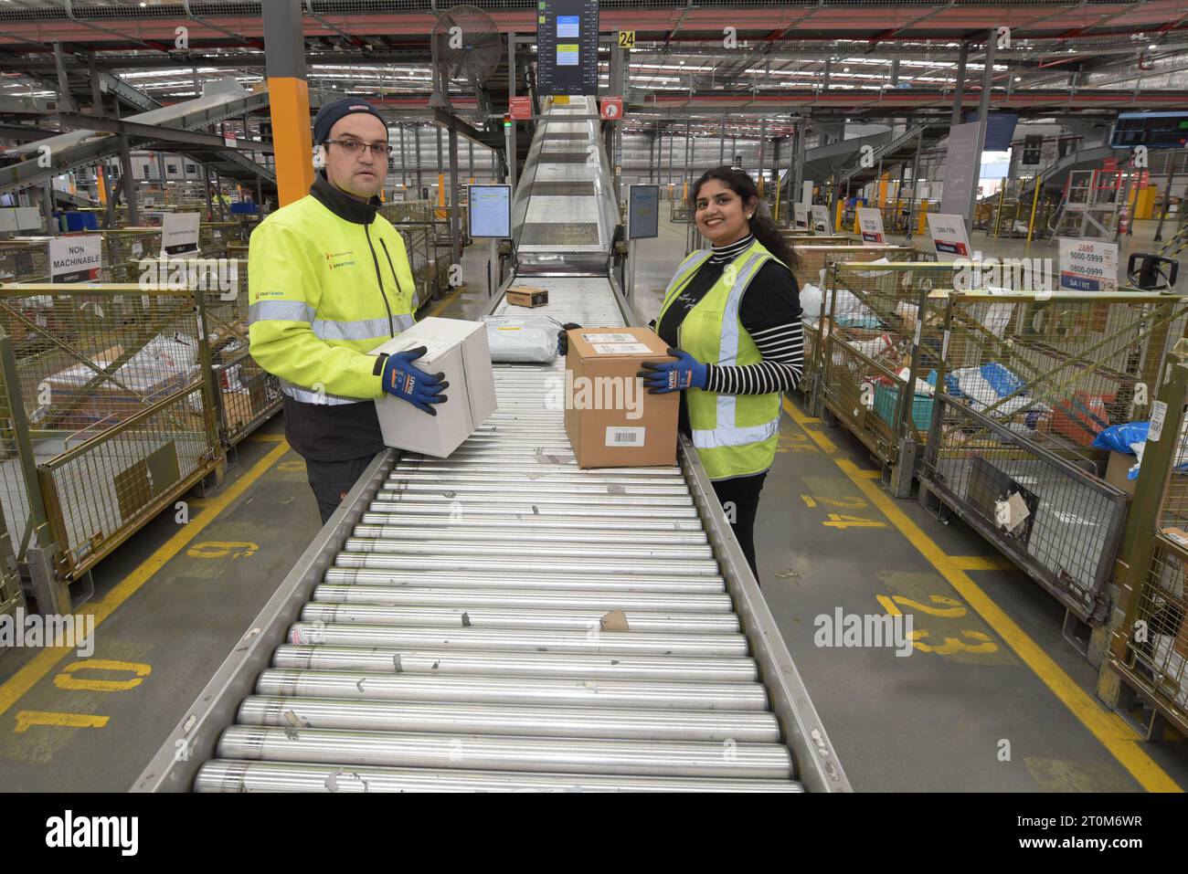 Melbourne, Victoria, Australia. 8th Oct, 2023. Workers of Australia ...