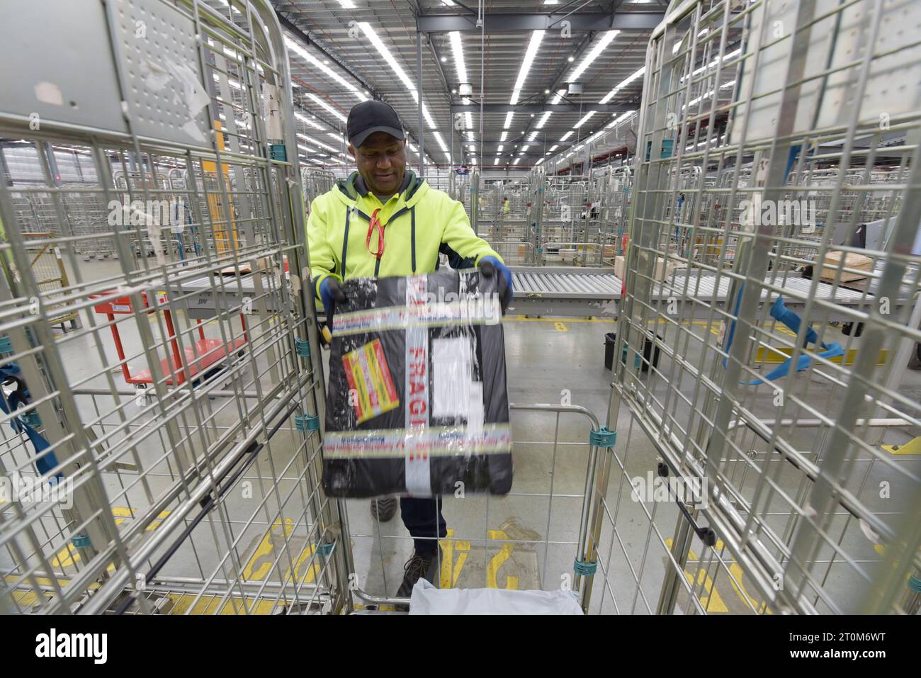 Melbourne, Victoria, Australia. 8th Oct, 2023. Workers of Australia ...