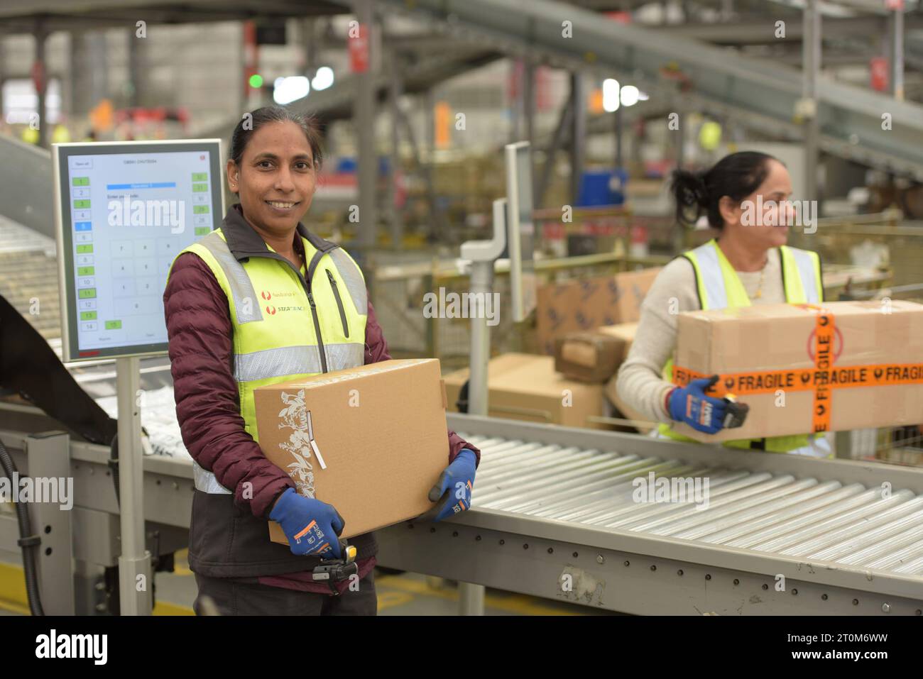 Melbourne, Victoria, Australia. 8th Oct, 2023. Workers of Australia ...