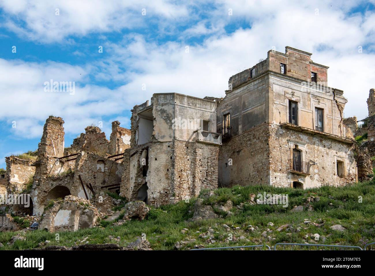Craco field hi-res stock photography and images - Alamy