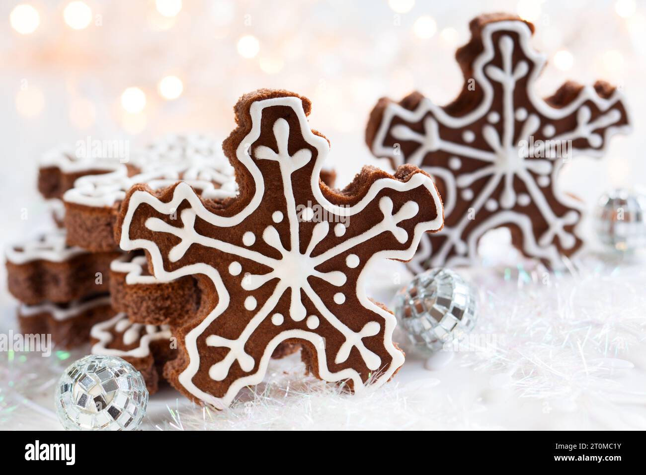 Gingerbread Snowflake Cookies with decoration Stock Photo - Alamy