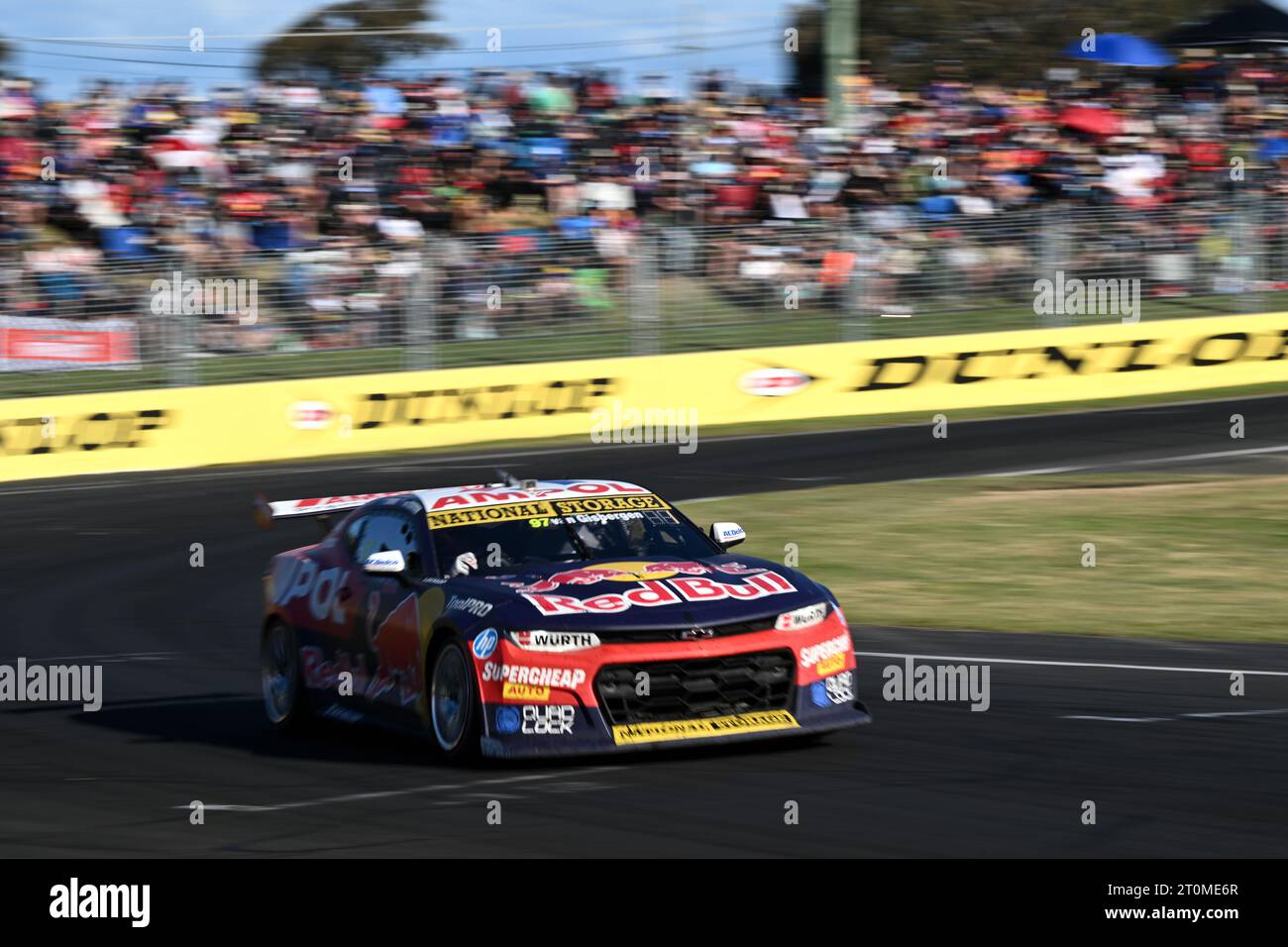 Bathurst, Australia. 08th Oct, 2023. Shane van Gisbergen drives the Red ...