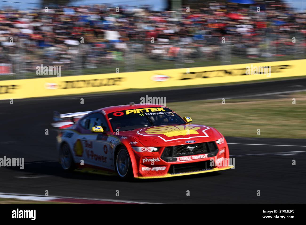 Bathurst, Australia. 08th Oct, 2023. Anton De Pasquale drives the Shell ...