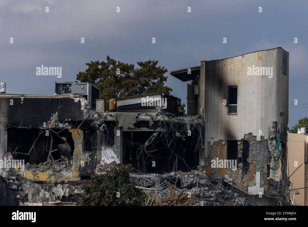 Sderot, Israel. 08th Oct, 2023. A general view of destruction after the ...