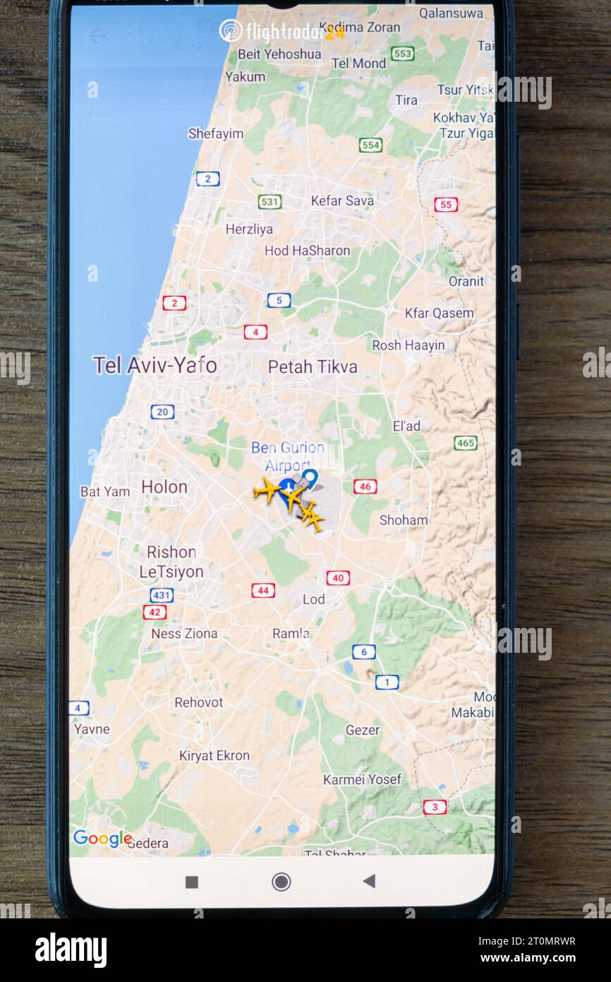 Flight map tracker hi-res stock photography and images - Alamy