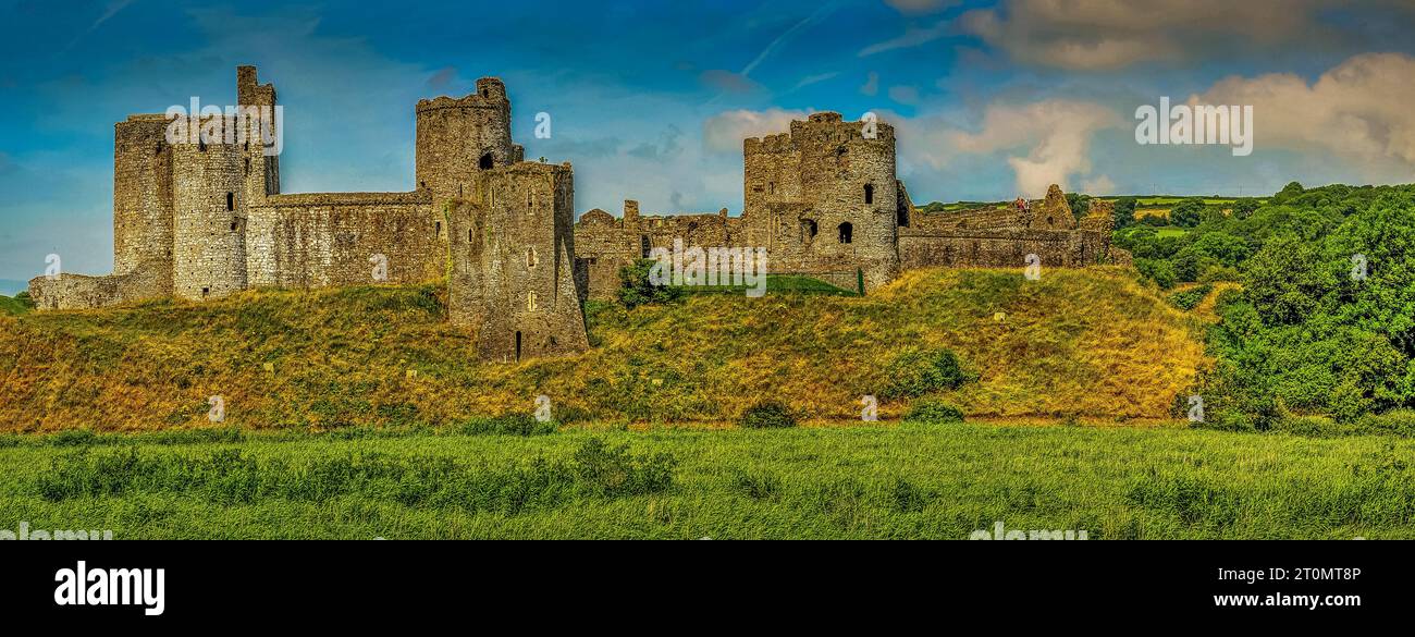 Kidwelly castle wales hi-res stock photography and images - Alamy