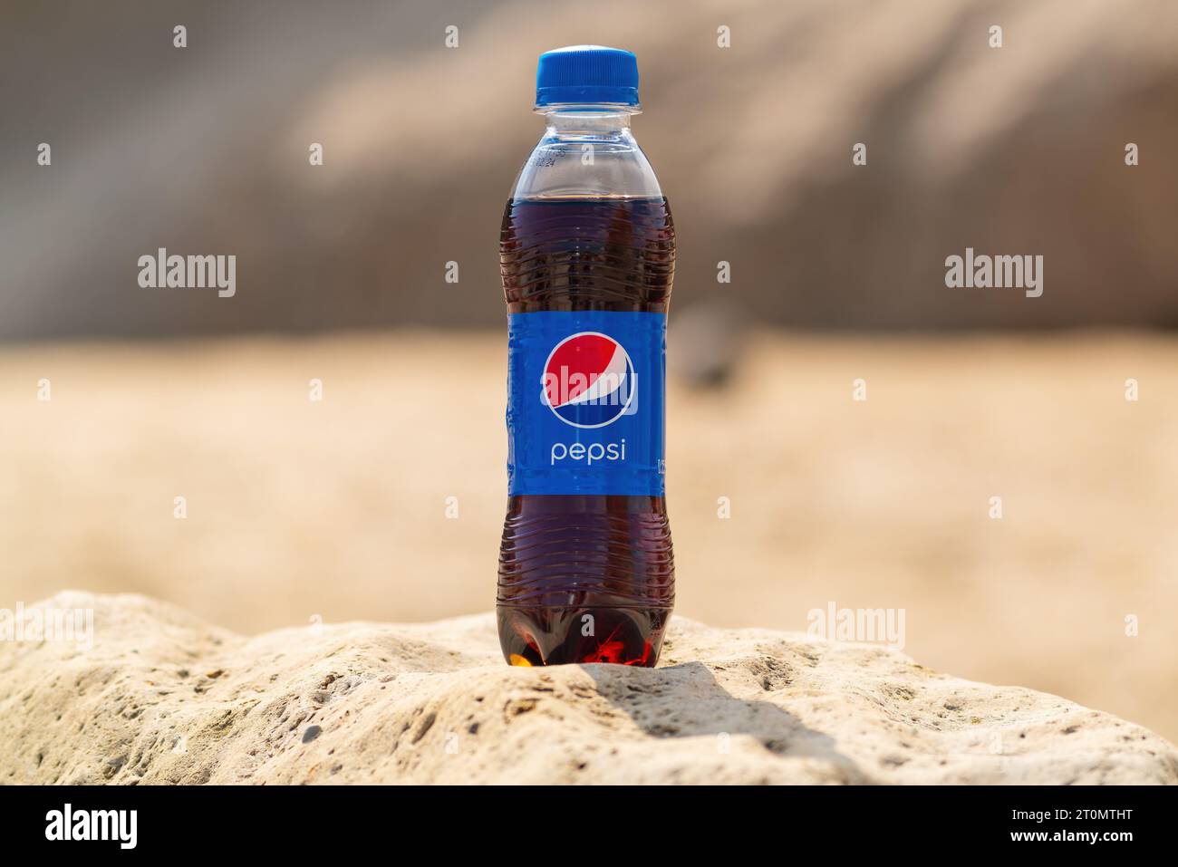 Hot and cold drink bottle hi-res stock photography and images - Alamy