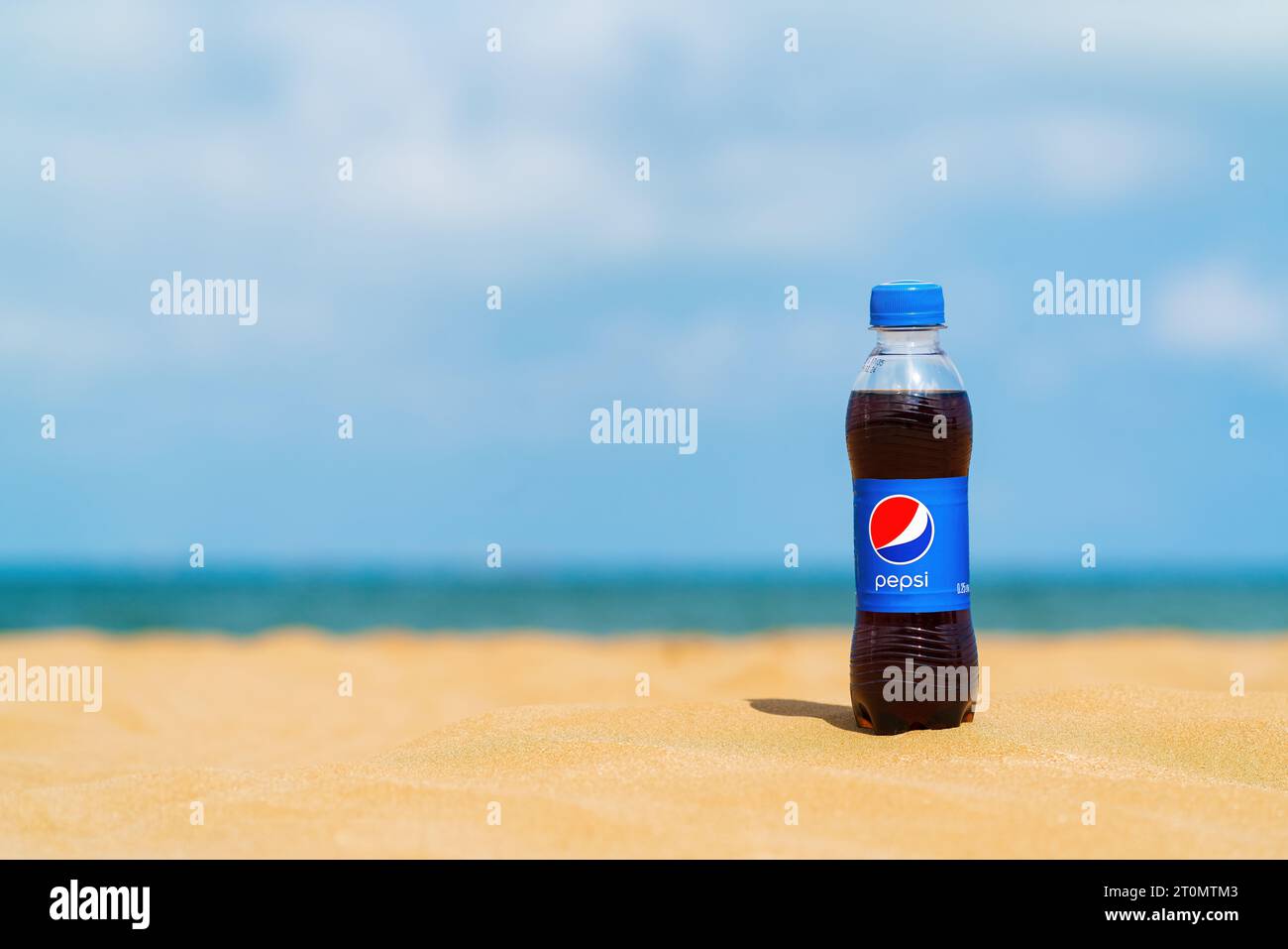 Pepsi cola bottle hi-res stock photography and images - Alamy