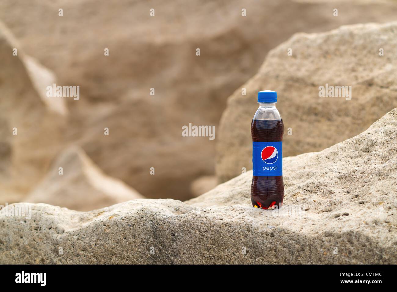 Pepsi cola bottle hi-res stock photography and images - Alamy