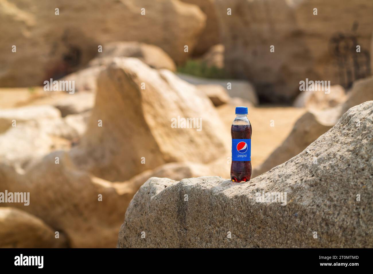 Pepsi cola bottle hi-res stock photography and images - Alamy