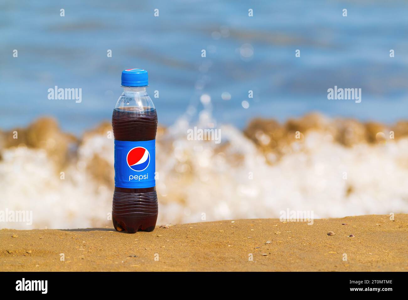 A bottle of refreshing drink Pepsi on the summer beach Stock Photo - Alamy