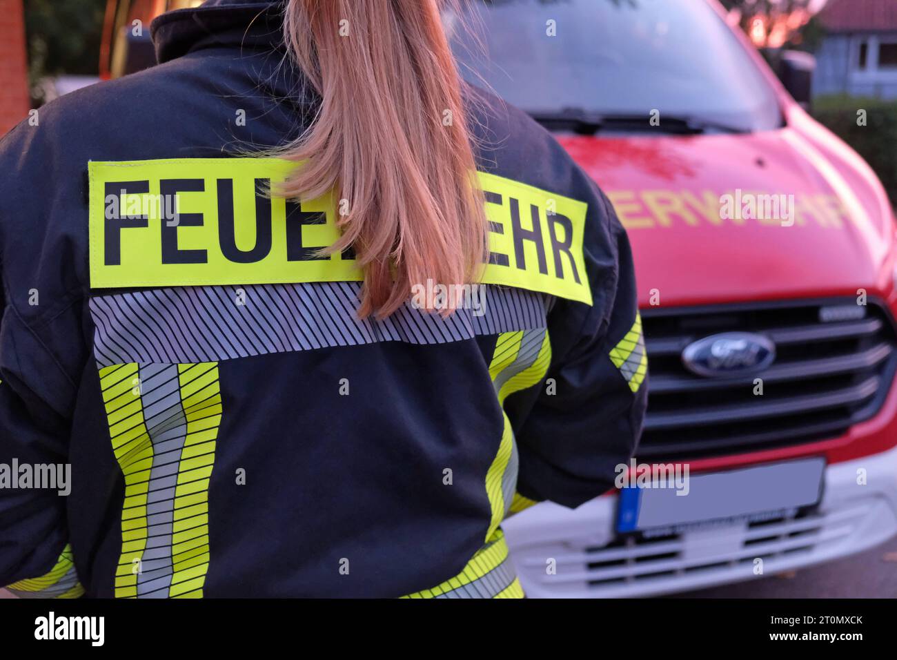 Feuerwehr- Feuerwehr in verschiedenen Bildern und Aktionen in ...