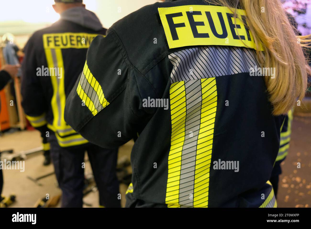 Feuerwehr- Feuerwehr in verschiedenen Bildern und Aktionen in ...