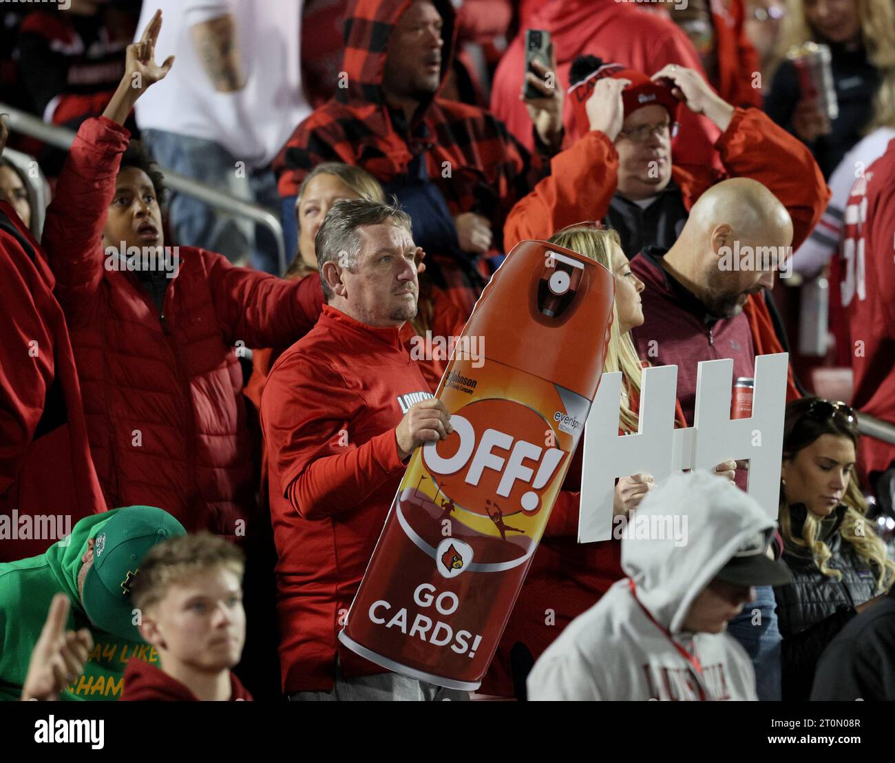 University of Louisville fans cheer for their team against Notre Dame ...