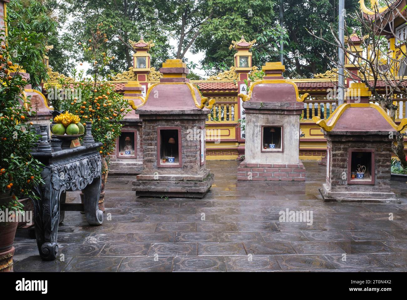 Hanoi, Vietnam. Tran Quoc Pagoda, Oldest Buddhist Temple in Hanoi ...