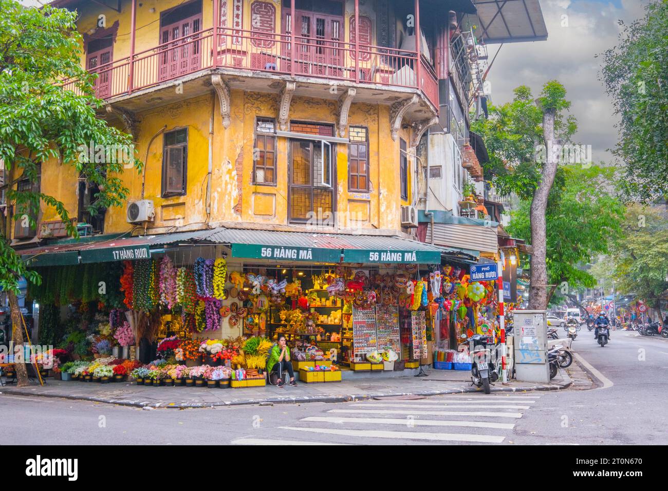 Vietnamese architecture hi-res stock photography and images - Alamy
