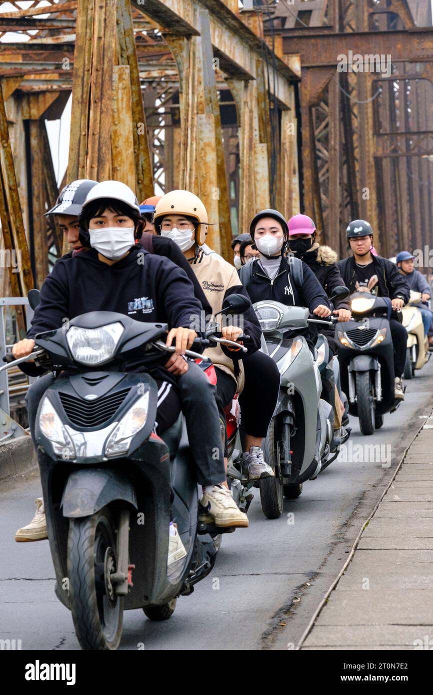 Hanoi, Vietnam. Long Bien Bridge Traffic Stock Photo - Alamy