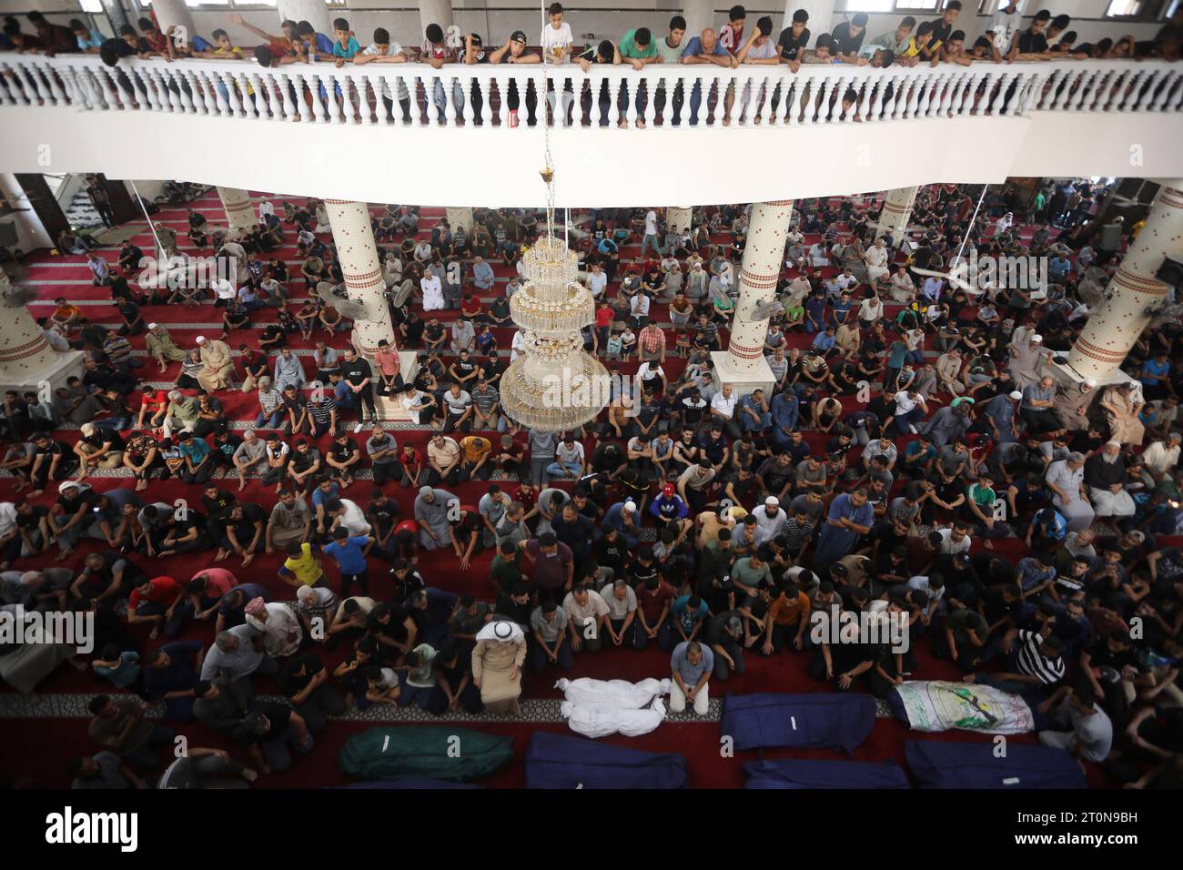 Rafah, Gaza. 11th May, 2023. People gather at a mosque to pray over the ...