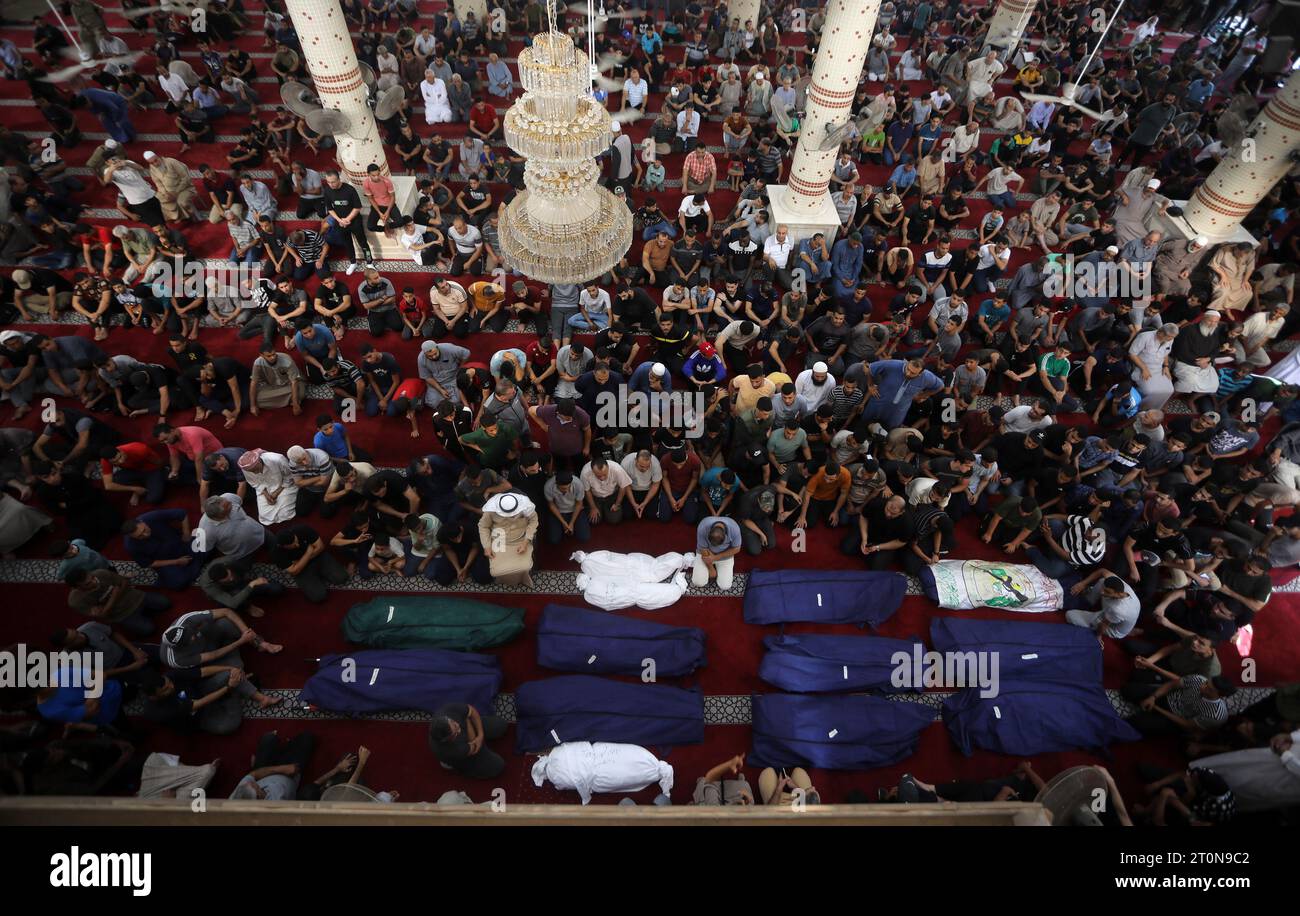 Rafah, Gaza. 11th May, 2023. People gather at a mosque to pray over the ...