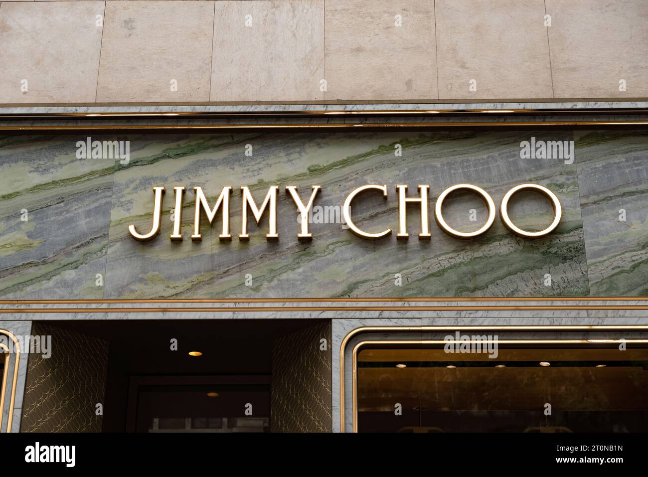 Jimmy choo shop sign hi-res stock photography and images - Alamy