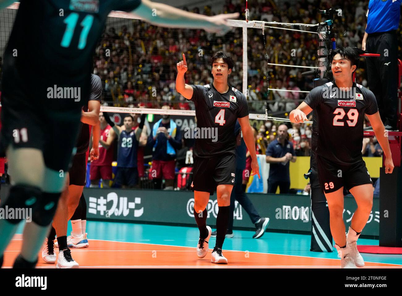 Japanese player Kento Miyaura, center, and Ryu Yamamoto, right ...