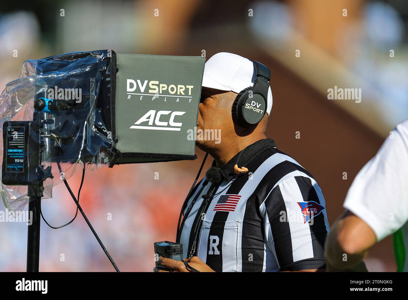 October 7,2023: Ref looking at replay. NCAA football game between ...