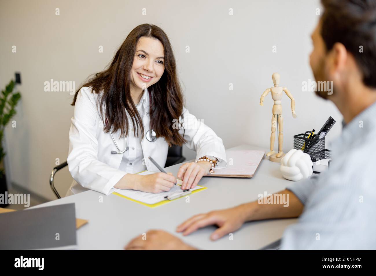Consultation occupation hi-res stock photography and images - Alamy